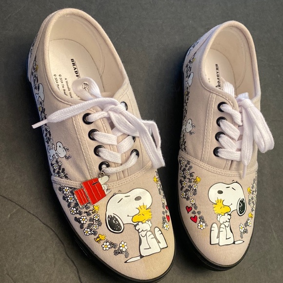 The Bradford Exchange | Shoes | The Bradford Exchange Peanuts Snoopy ...